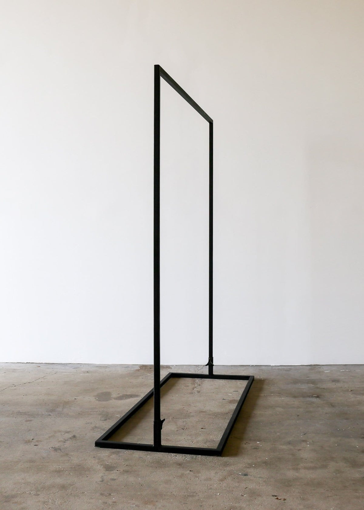 STRAIGHT LINE Hanger | SIGNAGE AND DISPLAY ITEM HIRE SYDNEY REGION ...